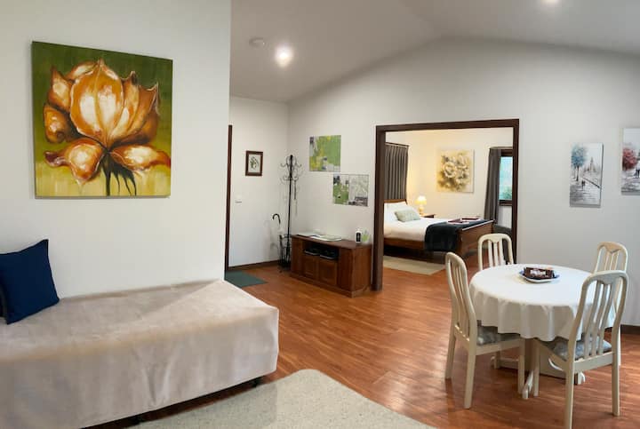 Butterfly Cottage At Magic Oak Getaway - Marysville