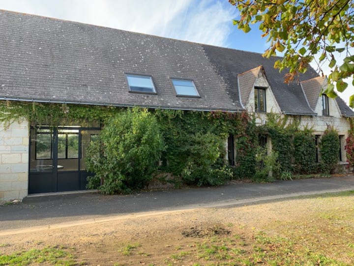 Gîte 4 Chambres
6-10 Personnes - Gennes