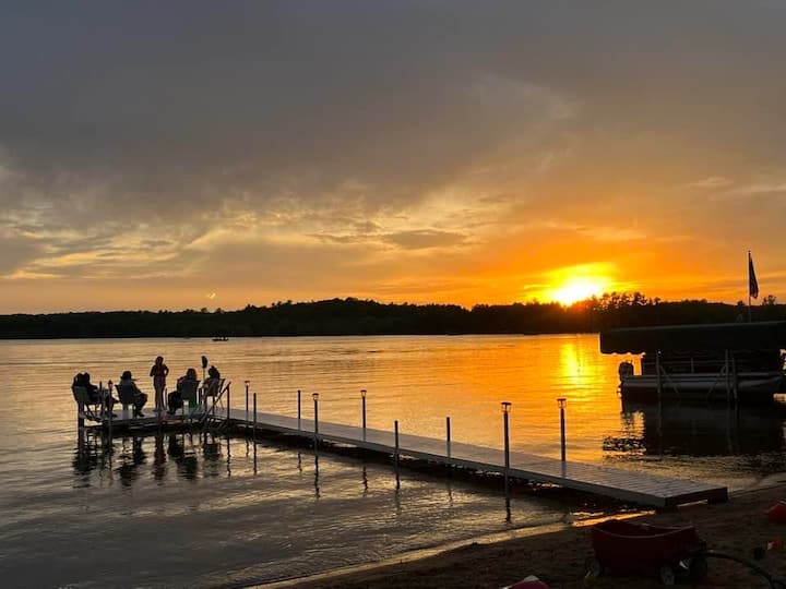 Relaxing Lakefront Getaway | Private Sandy Beach - Brainerd, MN