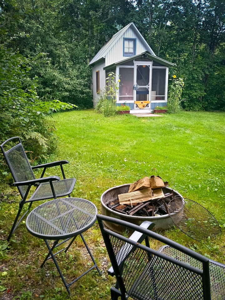 Little House In The Woods - Bayfield, WI