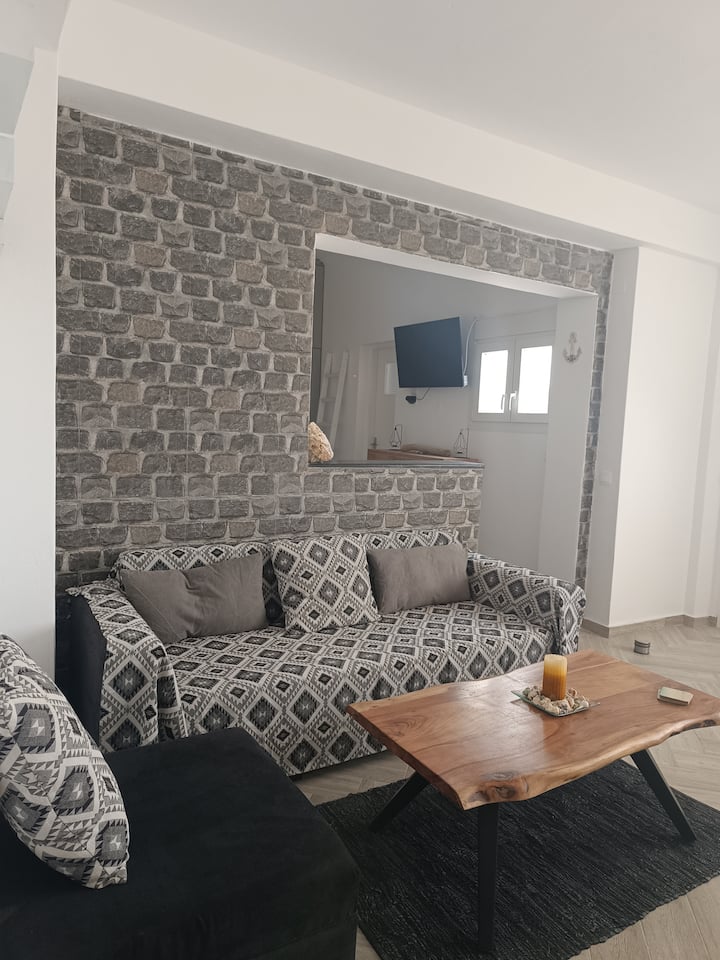Santoneta Villa Imerovigli - Santorini