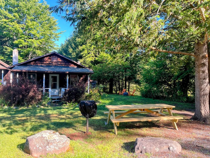 Stoney Clove Cabin • Cozy Retreat In The Mountains - Hunter Mountain, NY