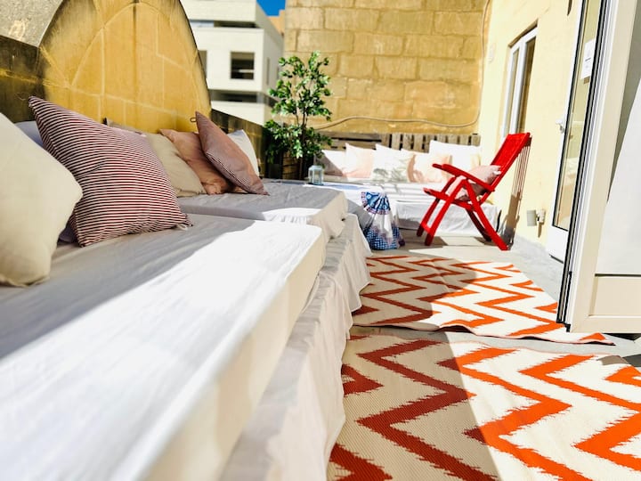 Private Rooftop Terrace+bbq+prime Location! - Valletta