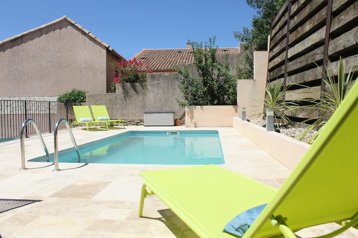 Maison De Farine's La Haute Maison Has Modern Amenities, Lovely Views And A Pool - Roquebrun