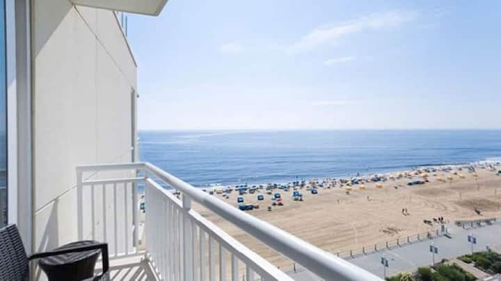 Hilton Oceanaire Resort 2 Oceanview Balconies Unit - Virginia Beach, VA