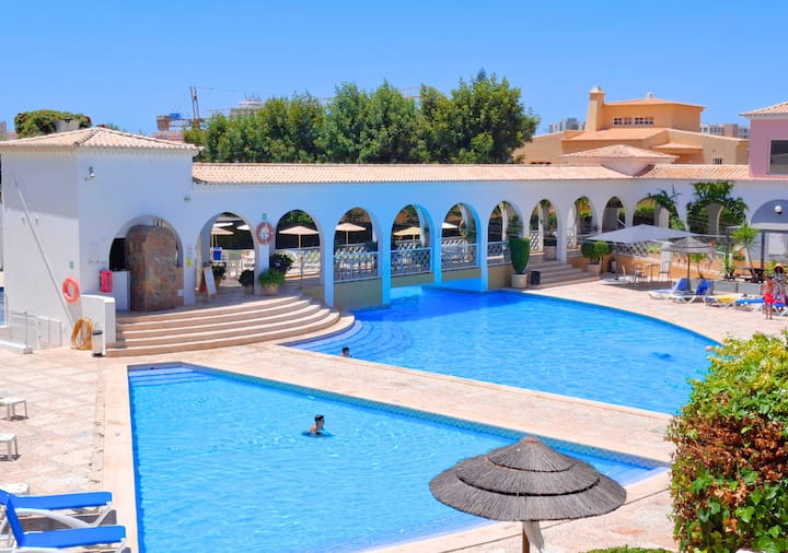 One Bedroom Apartment With Pool - Portimão