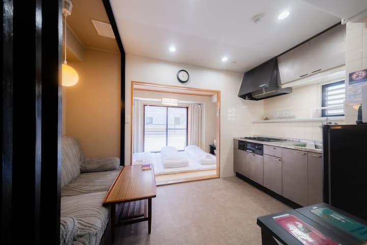 新宿/池袋/上野/山手線徒歩3分/キッチン付個室2部屋/エレベーター/ダブルバルコニー - Ueno