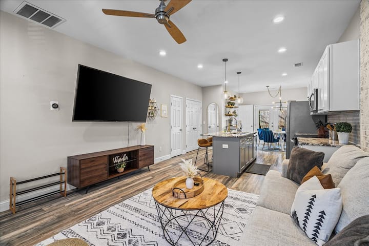 Modern Home With Backyard Oasis In Heart Of Atl - Hartsfield-Jackson Atlanta Airport (ATL)