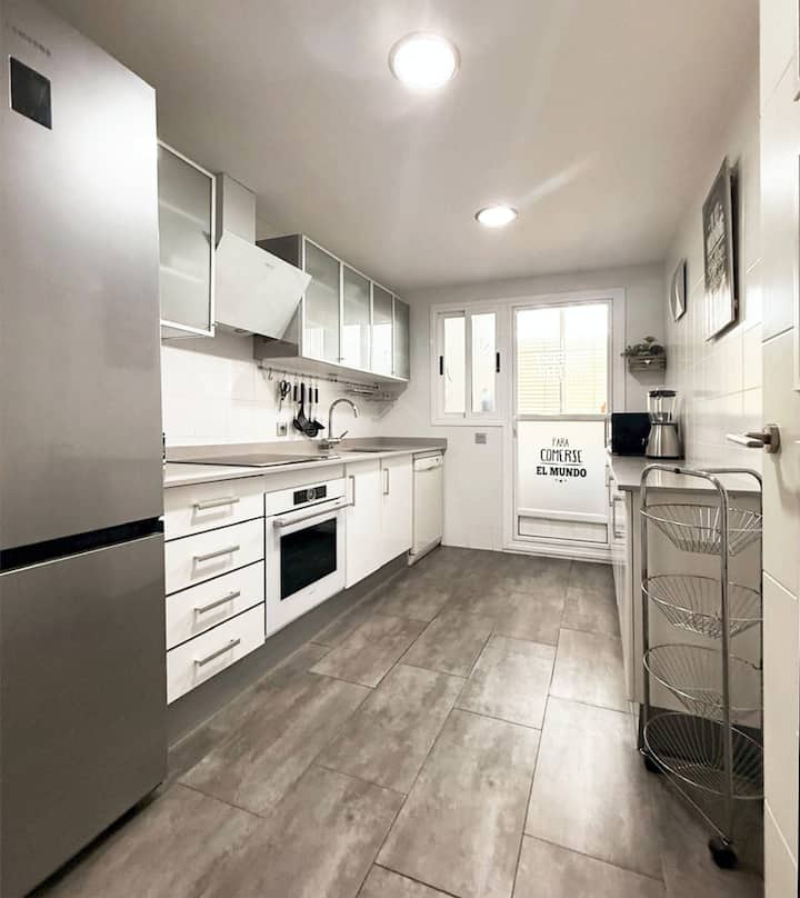 Apartamento Acogedor Con Piscina Y Garaje - Tavernes de la Valldigna