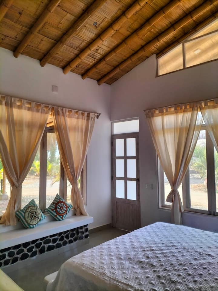 Cabaña Con Salida Privada Directa Al Mar - Máncora