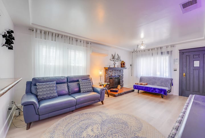 Amazing Private House, Parking, Up To 6 Guests! - San Diego, CA