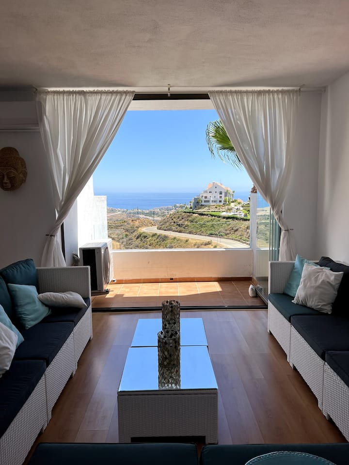 Appartement De Luxe Moderne Avec Vue - Calahonda