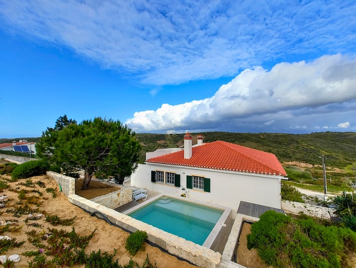 Villa Avec Vue Sur La Mer, Piscine Et Jacuzzi - Aljezur