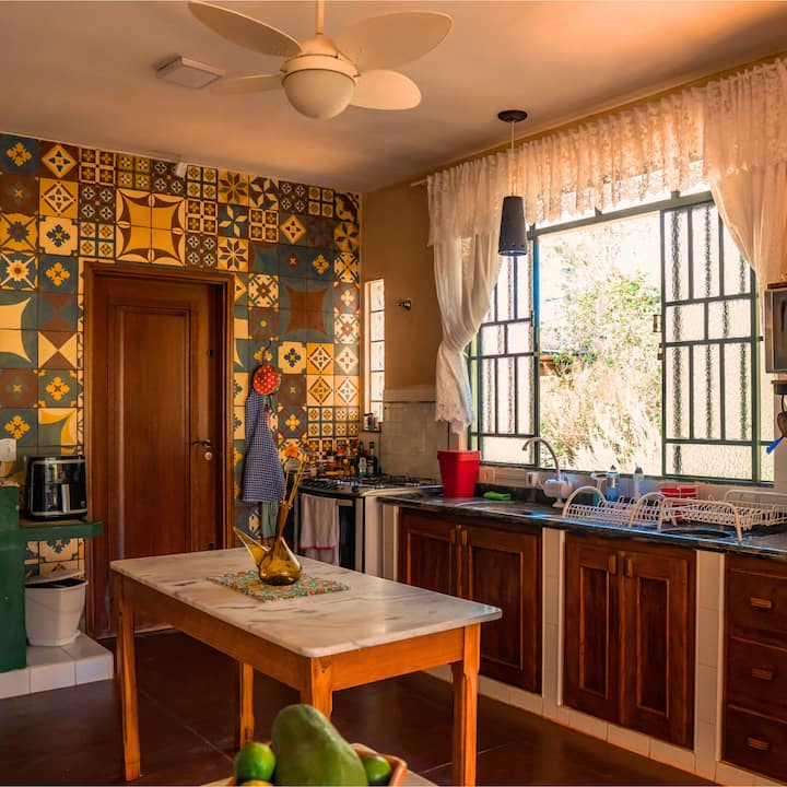 Quarto Família Na Demétria - Amazônia - Botucatu