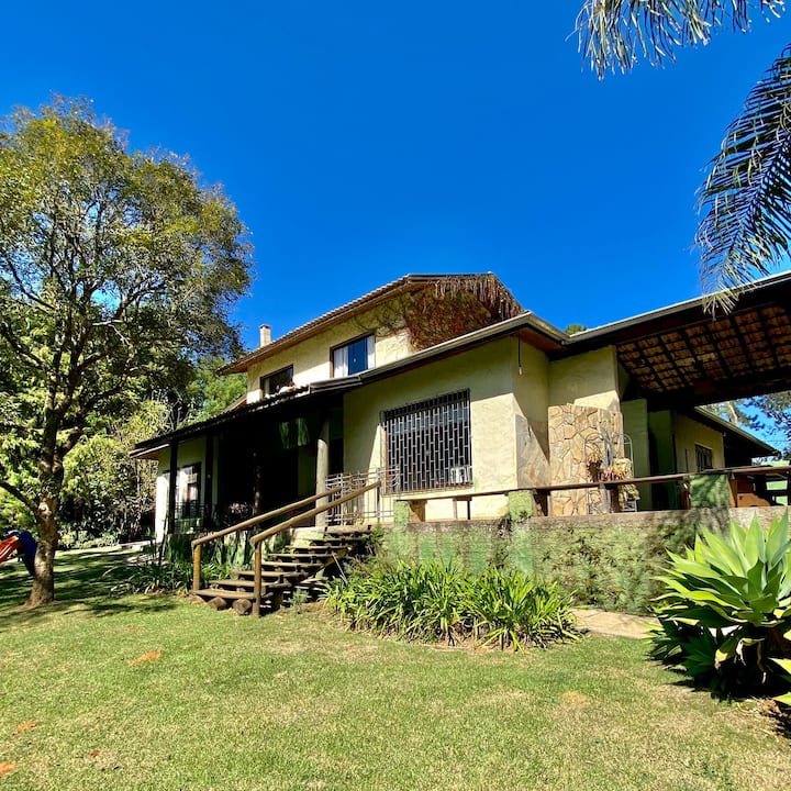 Quarto Família Na Demétria - Amazônia - Botucatu