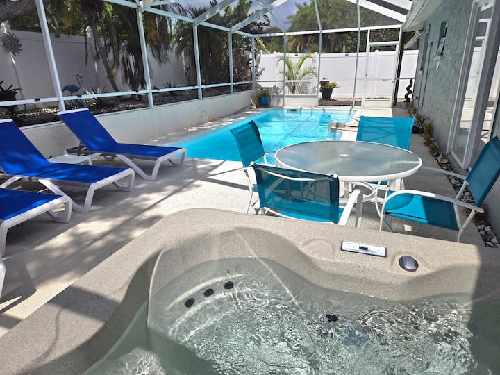 Beautiful Heated Pool And Hot Tub Oasis*near Beach - ラーゴ, FL