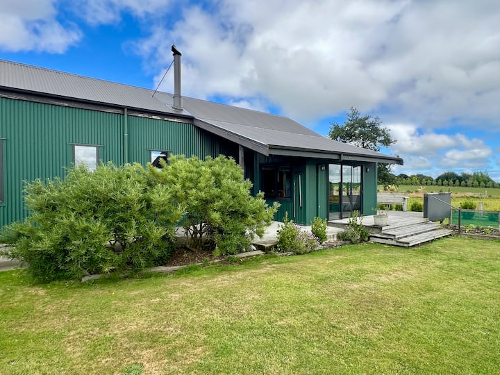 The Barnhouse Getaway - Invercargill