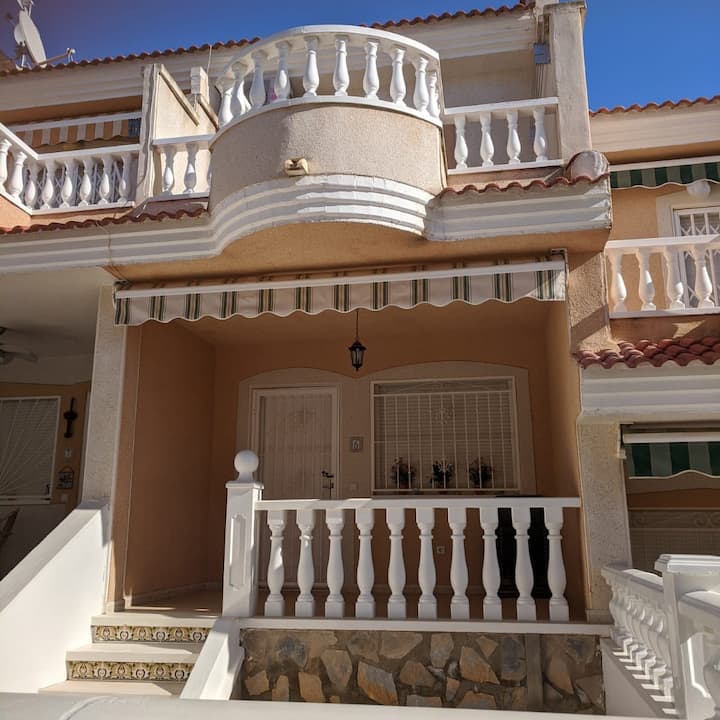 Lovely 2 Bed Holiday Town House - Rojales