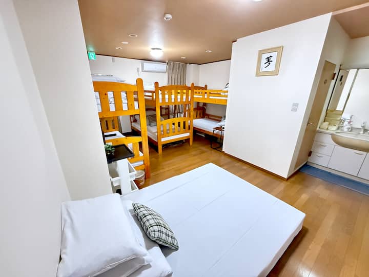 [Floor Rental ] Deluxe Family Room 10 People - Tokushima