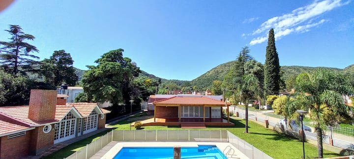 Casa En Carlos Paz Para 8 Personas. Familias. - Villa Carlos Paz