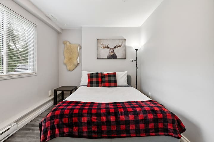 ❤️Clean 2b Canadian Cottage Suite In The City❤️ - Surrey, BC
