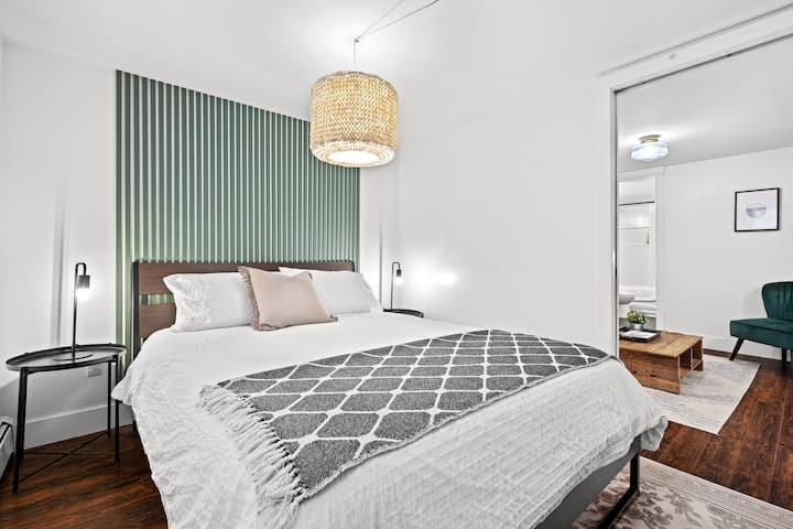 Woods & Water Suite - Halifax