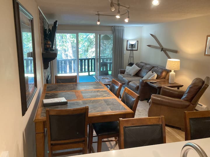 Beautiful Condo Minutes From Vail Mountain - Vail, CO