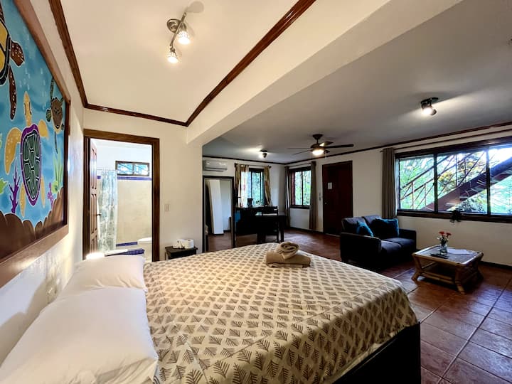Studio Apartment Eco Condo #9 W/ Pool, Ac & Wi-fi - Costa Rica