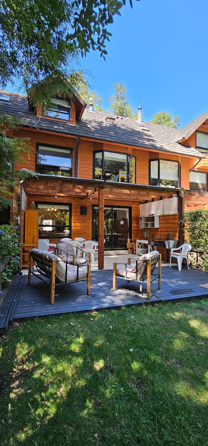 Casa Familiar, Condominio Bosques De Puerto Pucón - Pucon