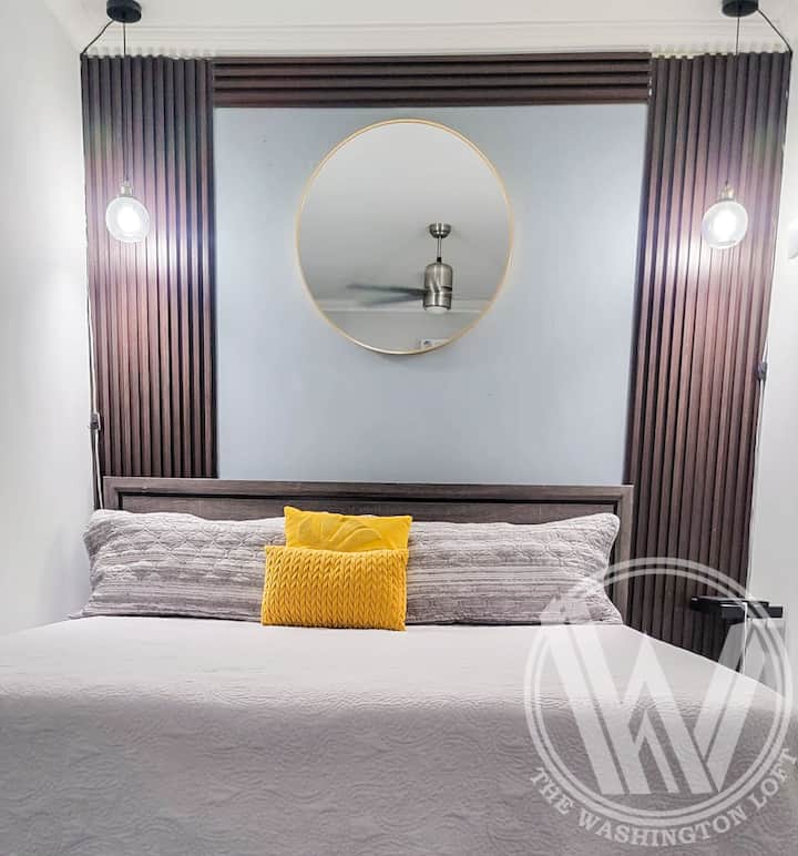 King Bed Loft Suite ( Come And Relax) - Kingston, Jamaica