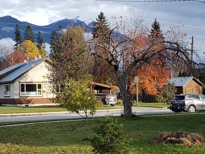 The Fireside - Golden