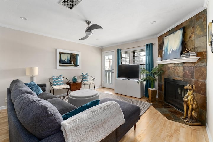 2hab / 2ba Con Piscina Cerca Del Centro, A Pie De Todo En South Congress - Austin, TX