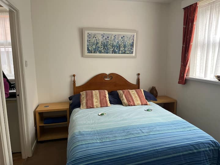 Cosy Flatlet - Worcester