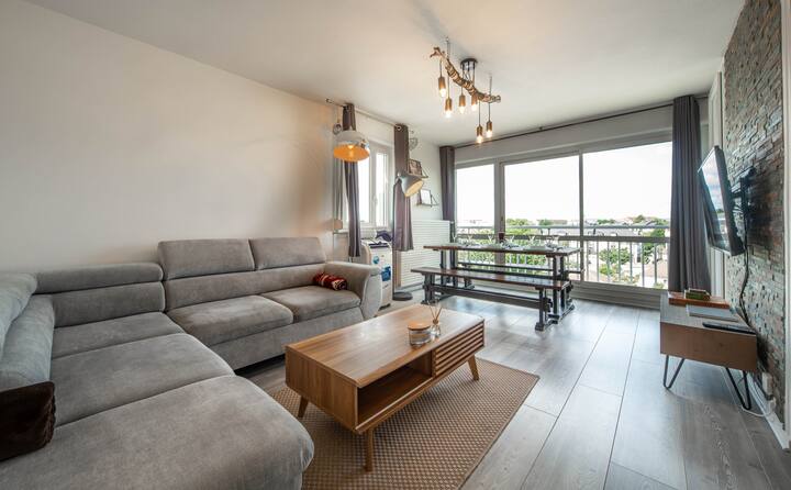 « Le Top Floor » - ibis Styles Chalon sur Saône