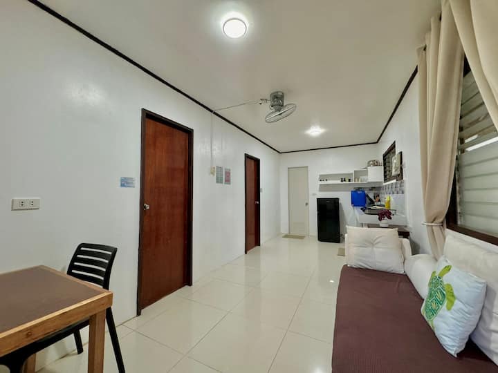 Modest 2 Bedroom House Near The Beach - Puerto Galera