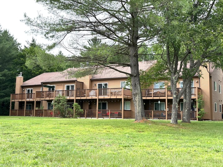 White Mnt Retreat: King Bed-pool-monthly Rental - New Hampshire (State)