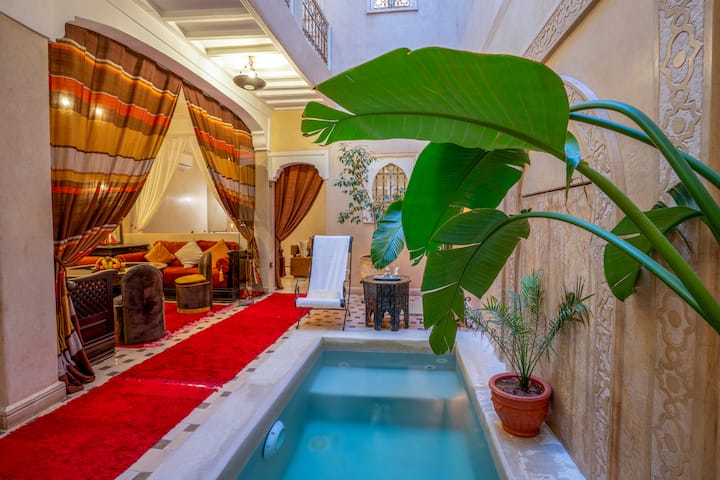Riad Flora-iris 160m2, 3 Ch + Bassin En Medina - Marrakesch