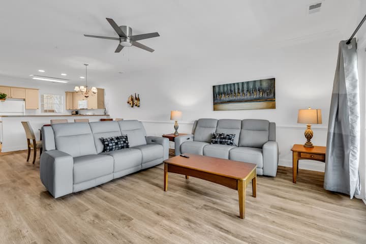 Villa | Spacieuse, Relaxante Et Proche De Tout - Myrtle Beach