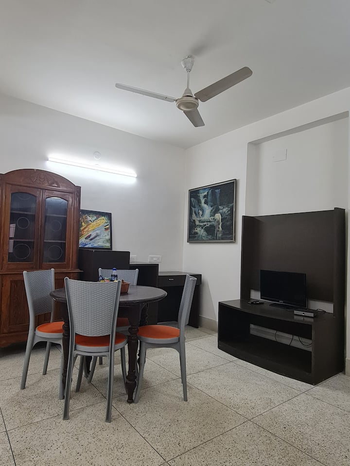 1 Bedroom 1 Bath Studio Apt In New Ballygunge Area - Kolkata (Calcutta)
