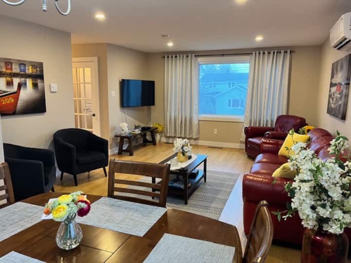 East Coast Escape- 3 Bedroom Spacious Suite - Saint John's