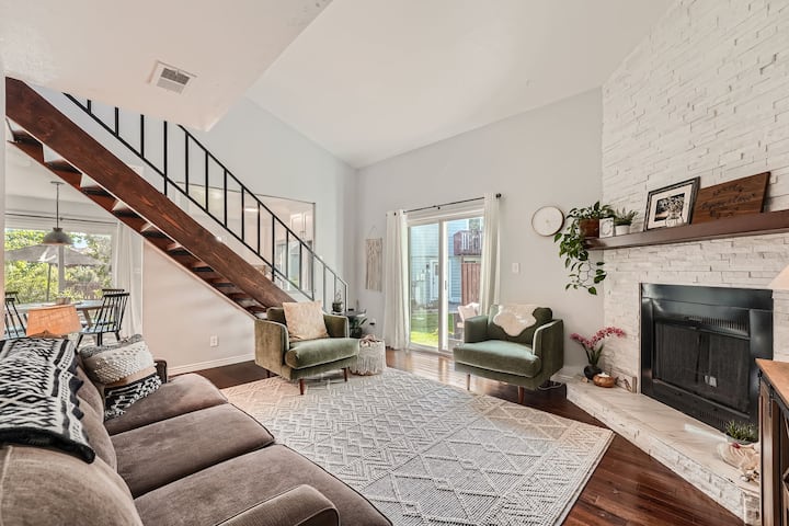 Boulder Oasis 3bdrm W/ Pool & Mountain Views - Boulder, CO