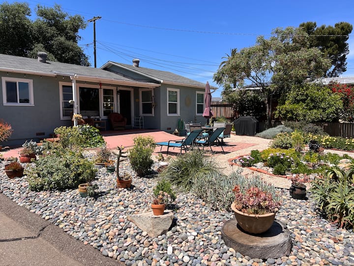 Vista Village Retreat - Vista, CA