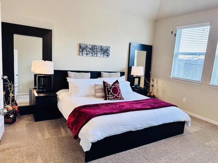 The Romar | Entire Statesman-modern Design Home - Houston, TX