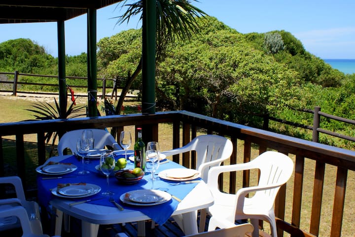 Happiness In Paradise - Oyster Lodge. - Humansdorp