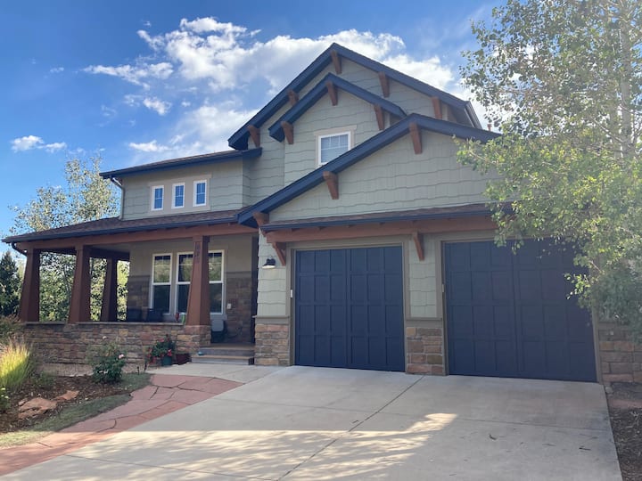 Gateway To The Rockies - Golden