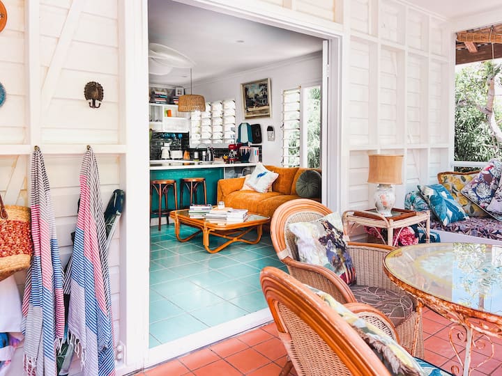 The Artists' Cottage. In The Heart Of Port - Port Douglas