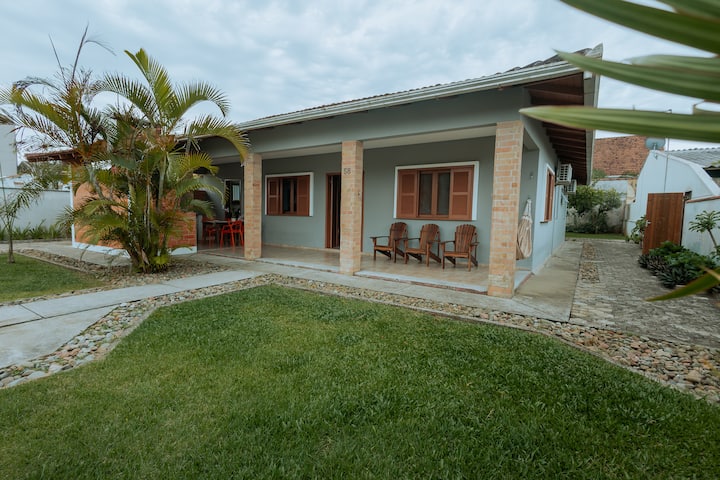 Casa Com Vista Para O Mar. - Itapoá