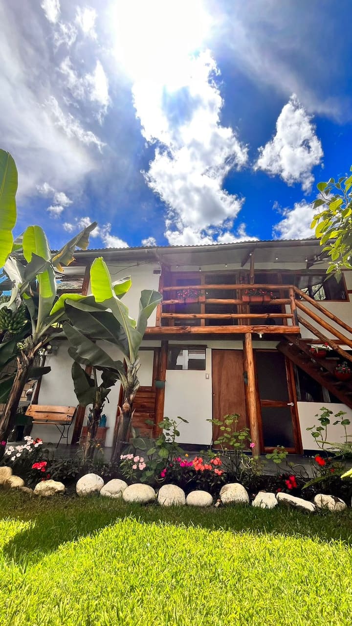 Vista Asombrosa/balcón/bañoprivado/frankfurter Hof - Oxapampa