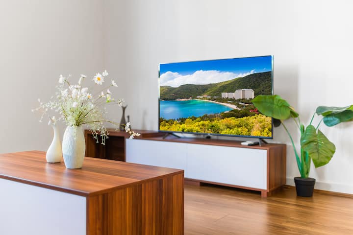 Incredibly Spacious Relaxing Sunny High Floor - Strathfield