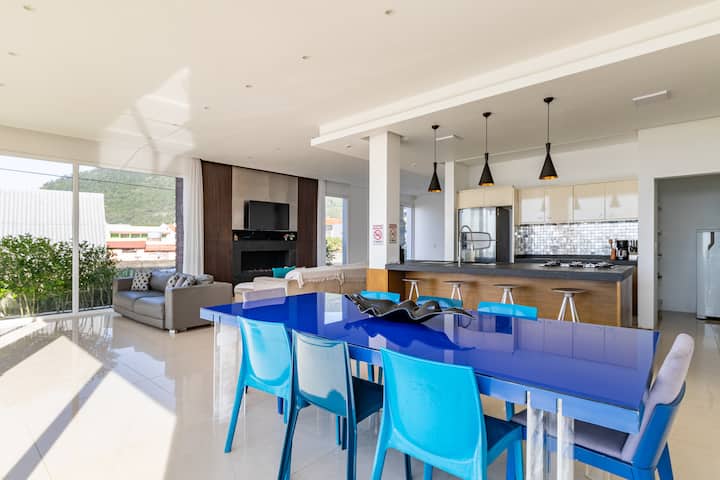 Casa Perfeita Para  Suas Férias De Frente Mar - Florianópolis